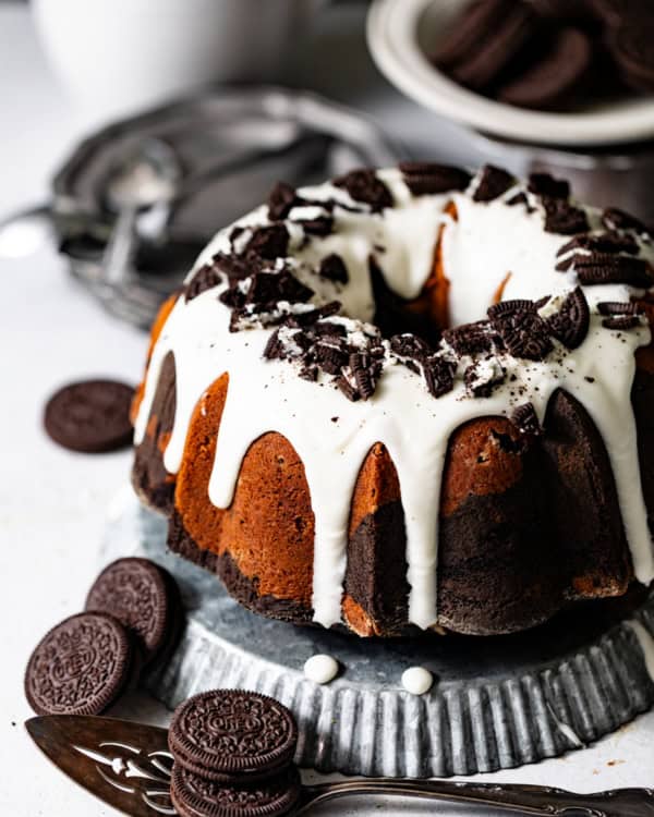 Marbled Oreo Pound Cake (oreos in every bite!) - Britney Breaks Bread