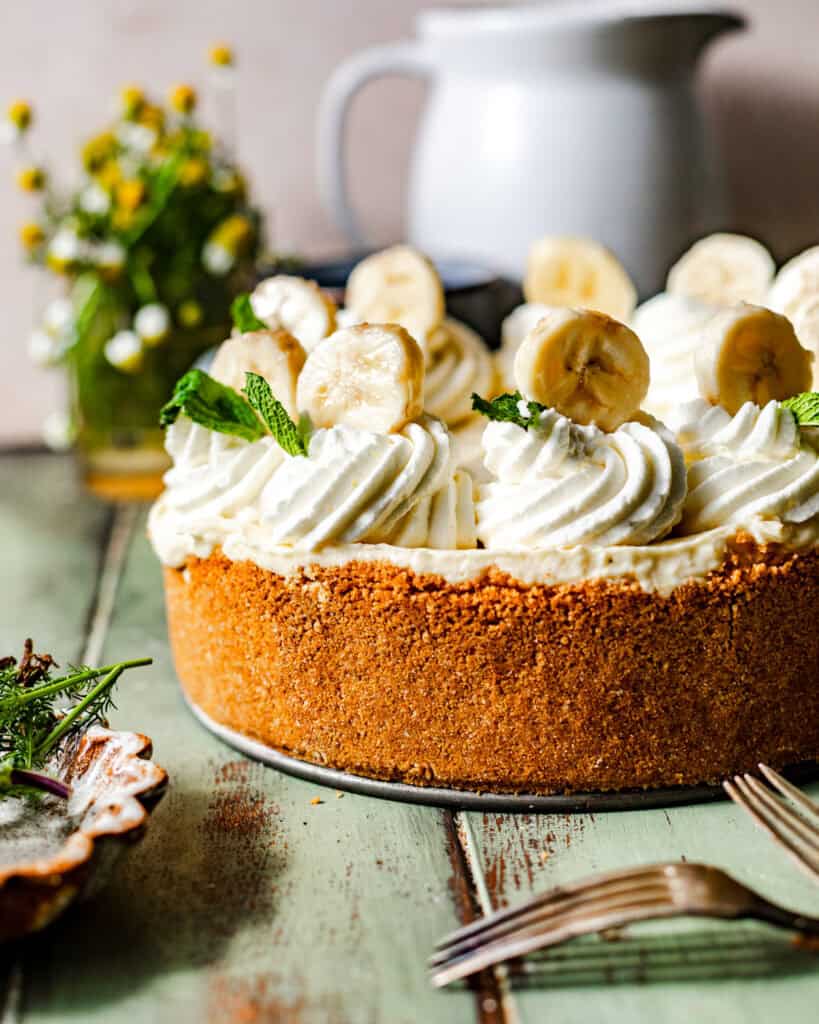 Banana Cream Pie with Brown Butter Graham Cracker Crust - Britney ...
